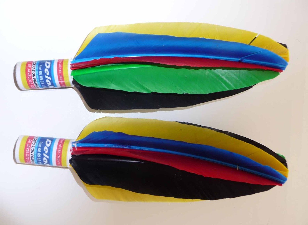 PRIX PAR PAIRE TTC - Paire de PLUMETS multicolor - Javelot-du-nord
